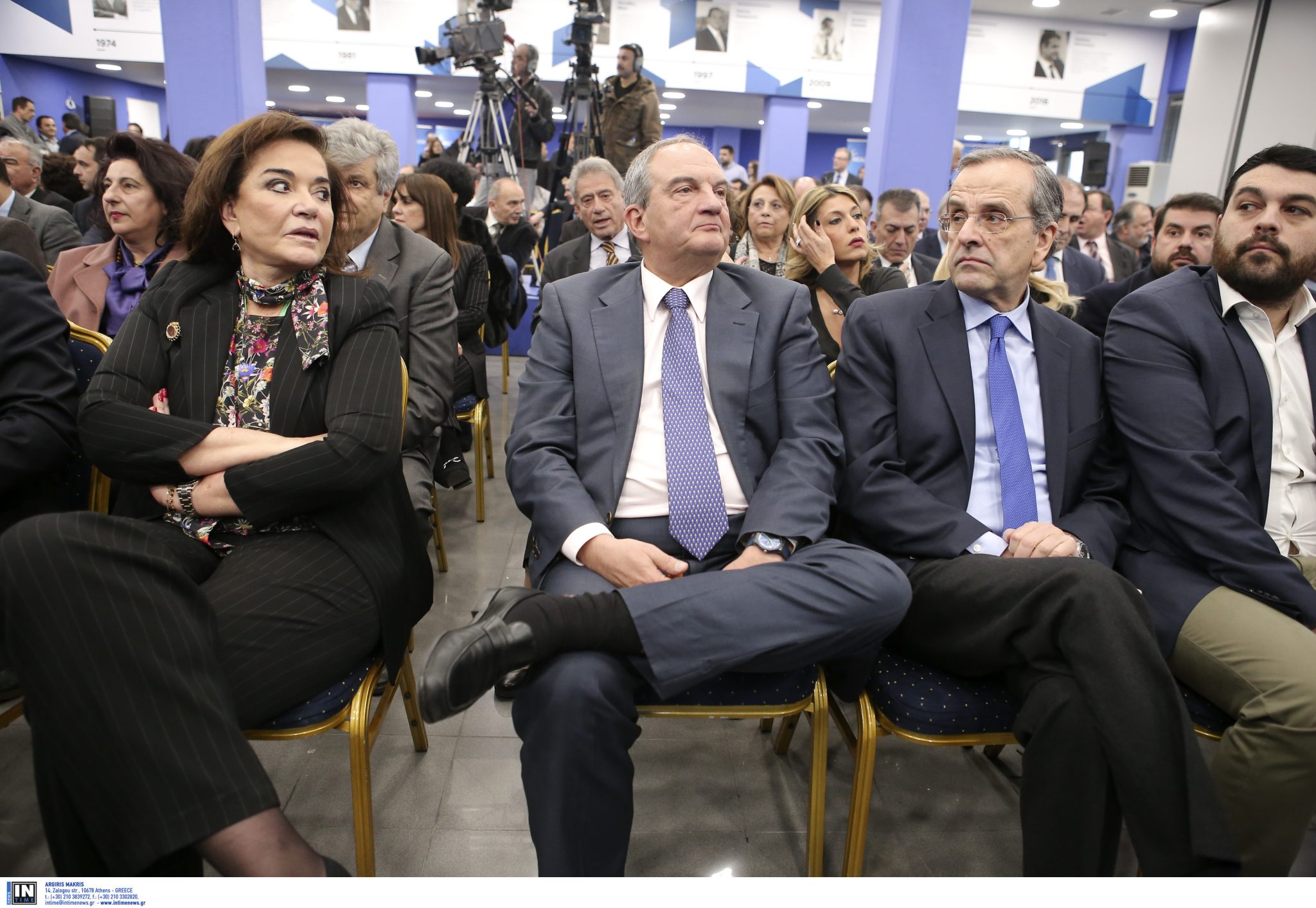 EL - ΝΕΟ ΜΗΝΥΜΑ Καραμανλή και Σαμαρά σε Μητσοτάκη! Και στο βάθος ...