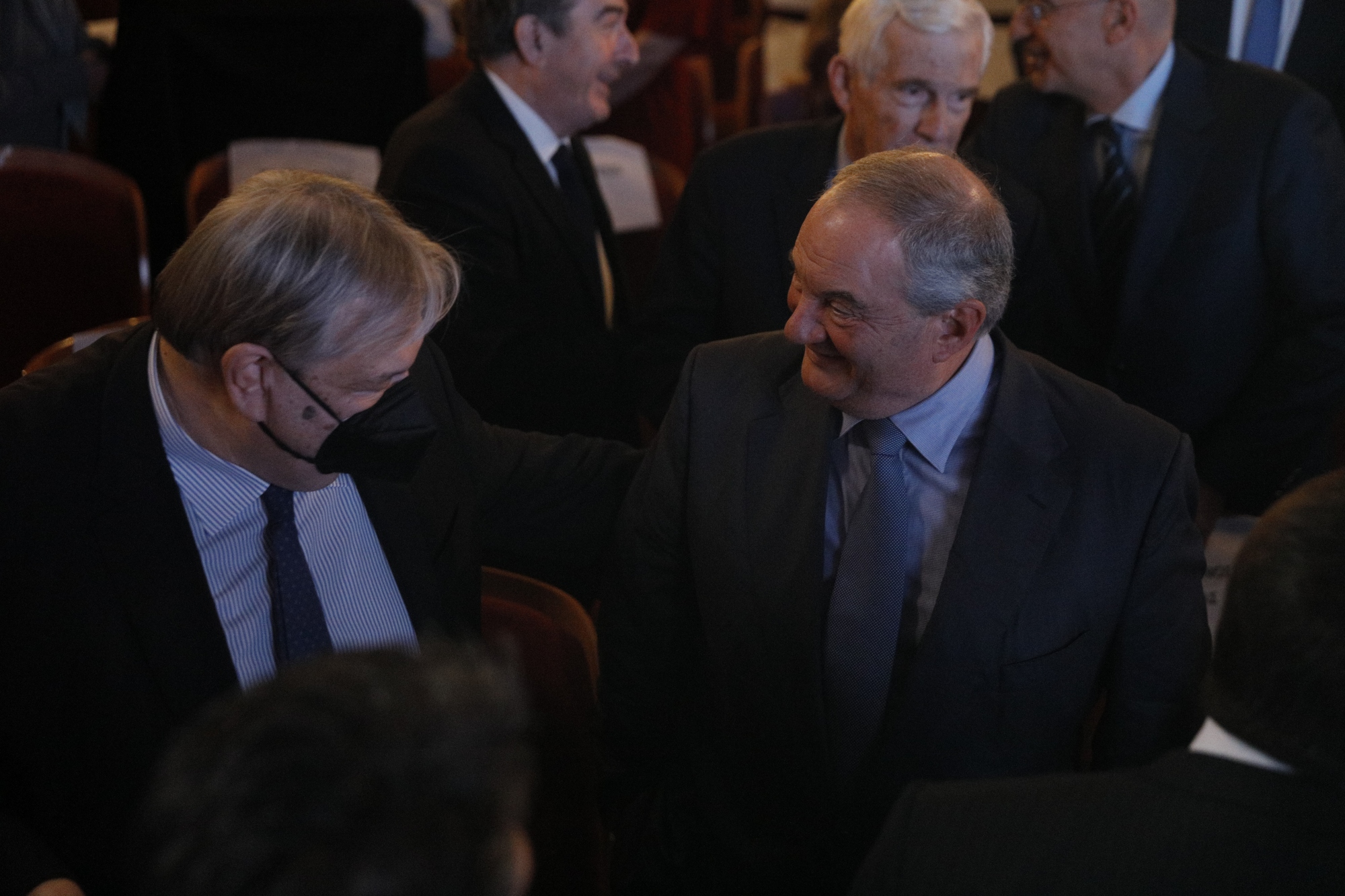EL - Το «σκοτεινό» ΚΑΛΕΣΜΑ στον Κώστα Καραμανλή