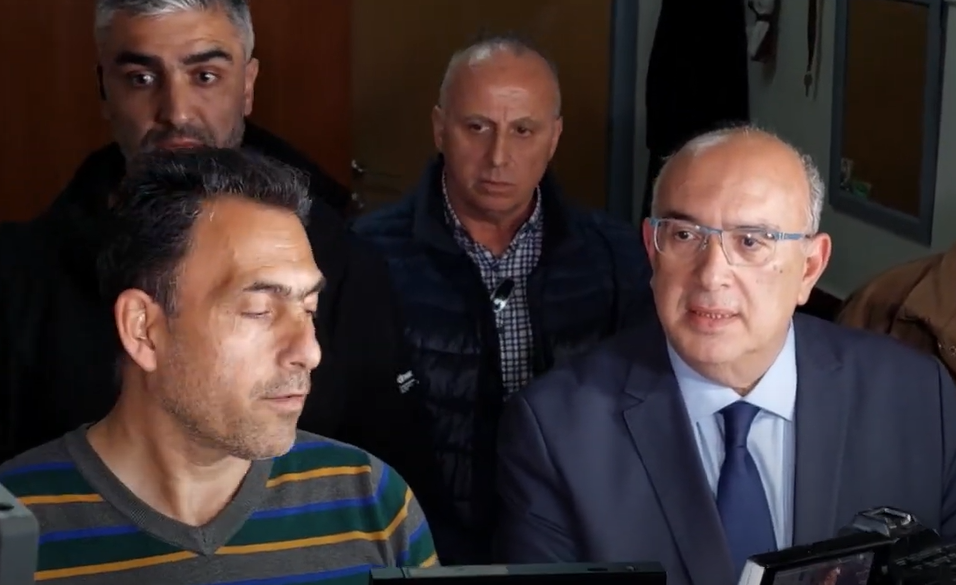 EL - «Μην κοροϊδεύουμε τον κόσμο»!!! Νέα ΒΙΝΤΕΟ για το φιάσκο της ΝΔ ...