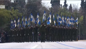 EL - Στρατιωτική παρέλαση της Αθήνας: Το "Λ" έκλεψε την παράσταση, vid