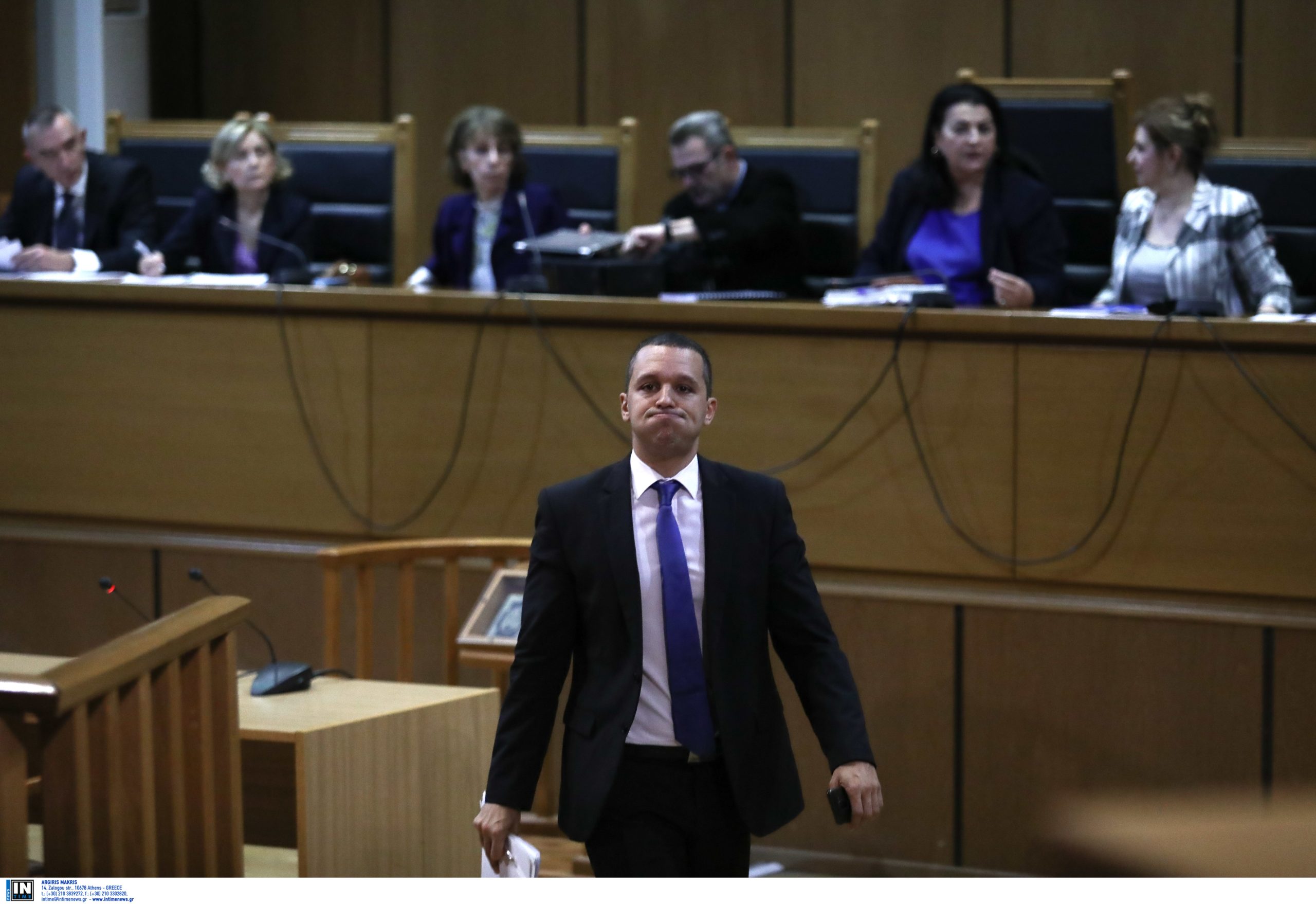 EL - «Πόλεμος»: Αυτή είναι η τροπολογία για να «μπλοκάρουν» το κόμμα ...