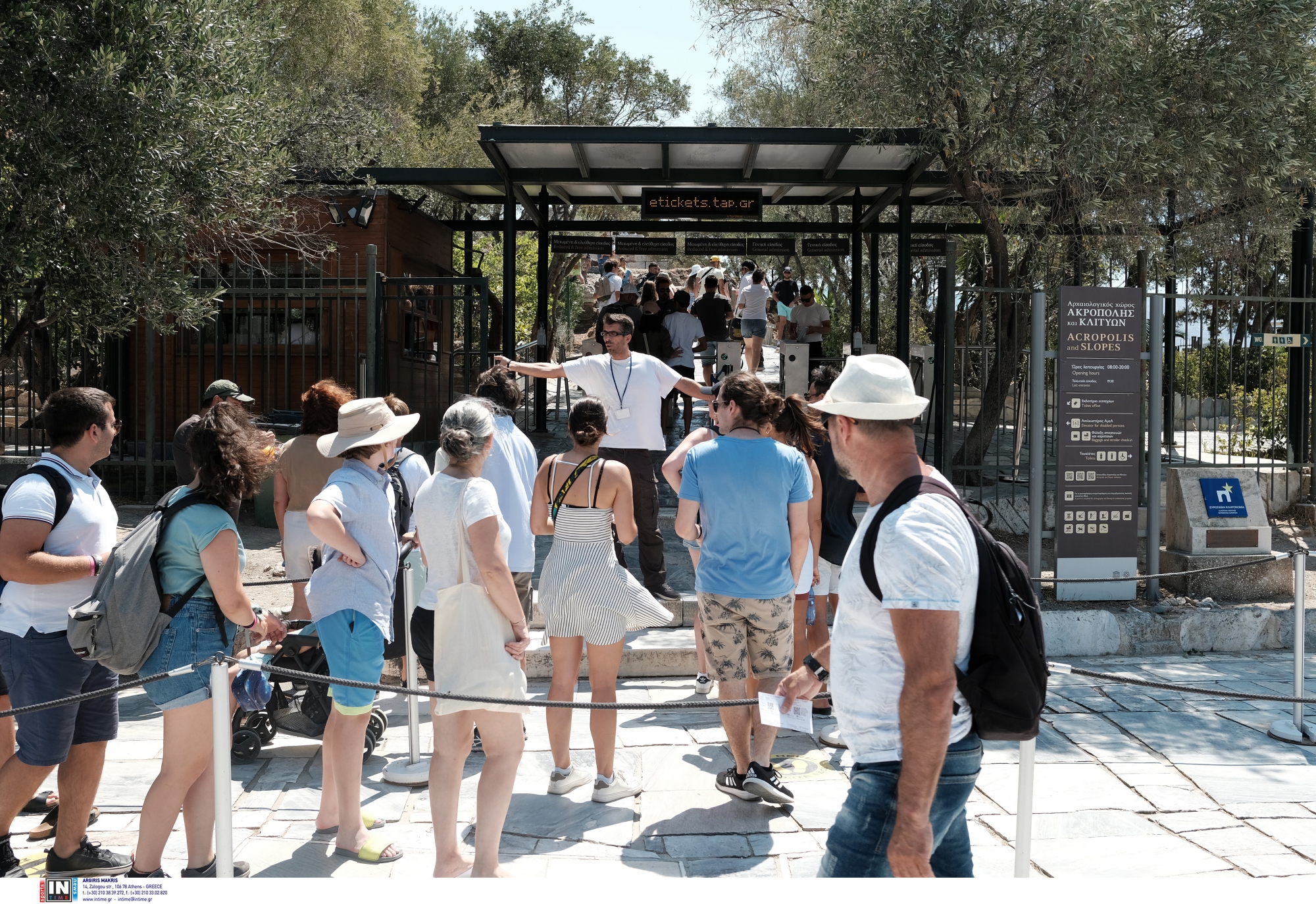 EL - Κρήτη: Με εικόνες ντροπής και... χαλάσματα η αυλαία της ...