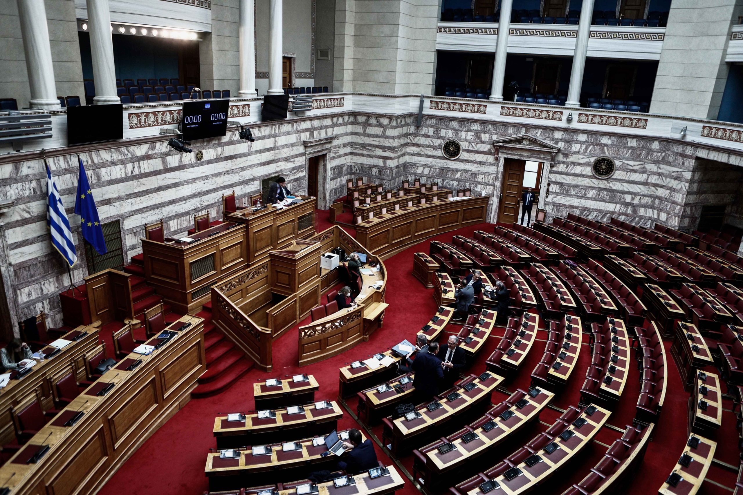 EL - Καραθανασόπουλος (ΚΚΕ): Όλα τα κόμματα έβαλαν το χέρι τους για τη ...