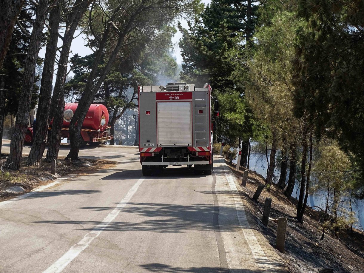 EL - Φωτιά στην Ηλεία: Κλειστή για όλα τα οχήματα η νέα Εθνική Οδός ...