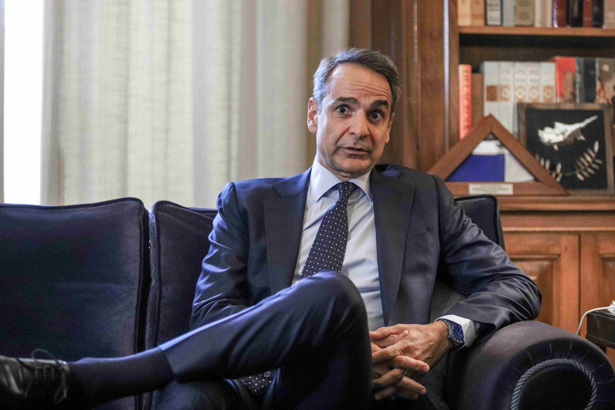 EL - «Να 'σαι καλά πρωθυπουργέ μου!!! Απλά δείτε...