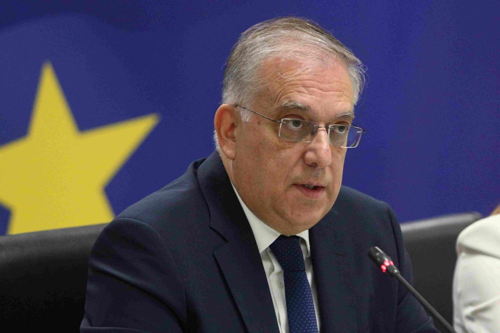 EL - Συνάντηση του υπουργού Ανάπτυξης Τάκη Θεοδωρικάκου με τον ...