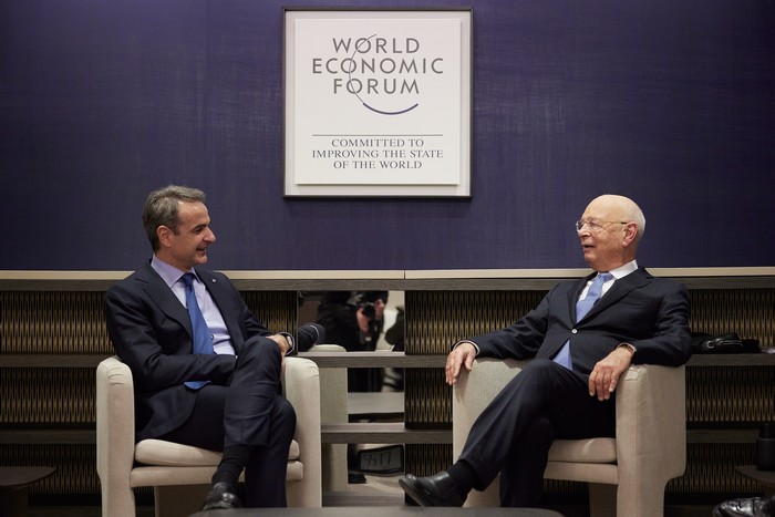 EL - Βράβευσαν τον Μητσοτάκη στη Νέα Υόρκη: Δίπλα του οι Σβαμπ, Μελόνι ...