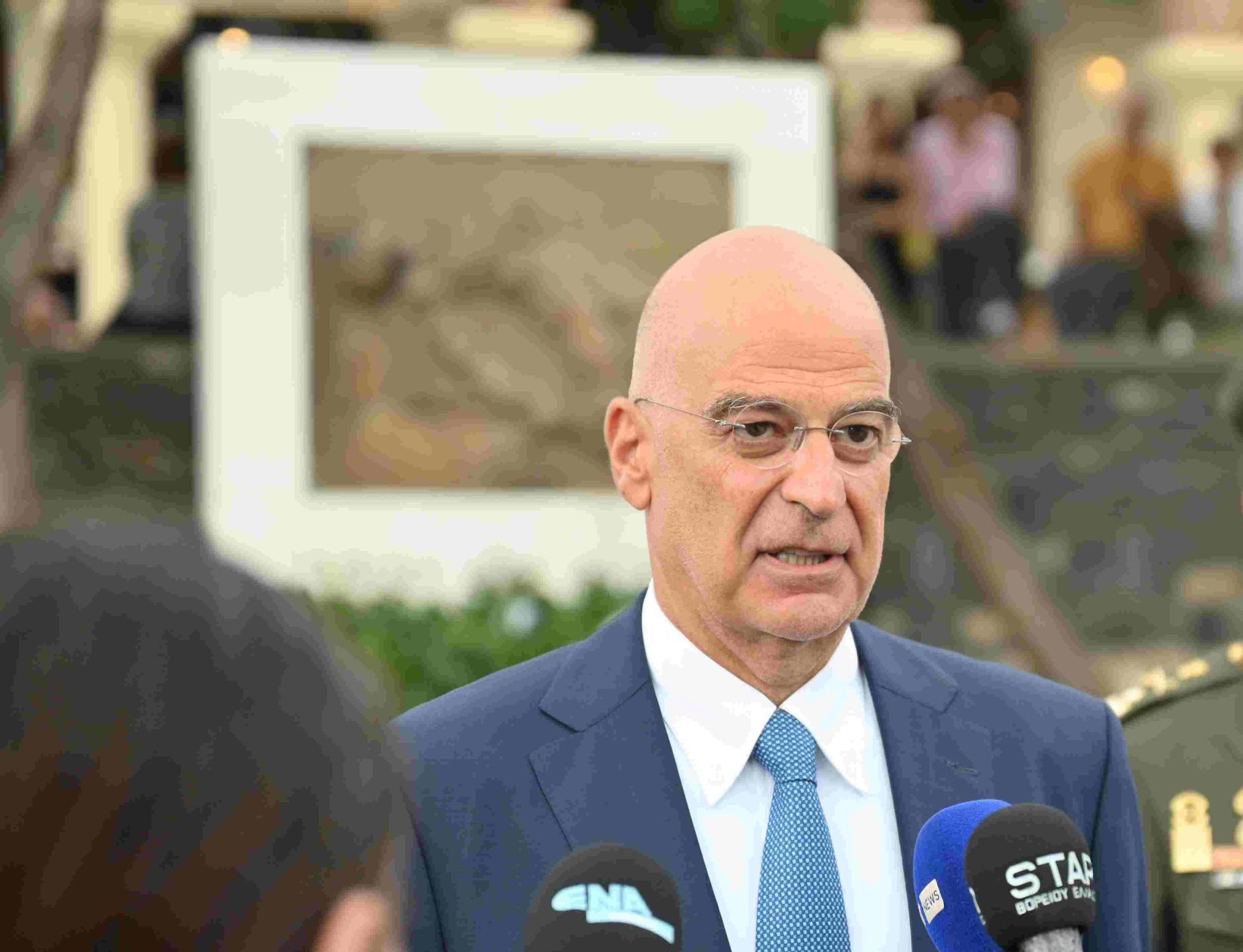 EL - Συνάντηση Δένδια με την γενική διευθύντρια των Imperial War Museums