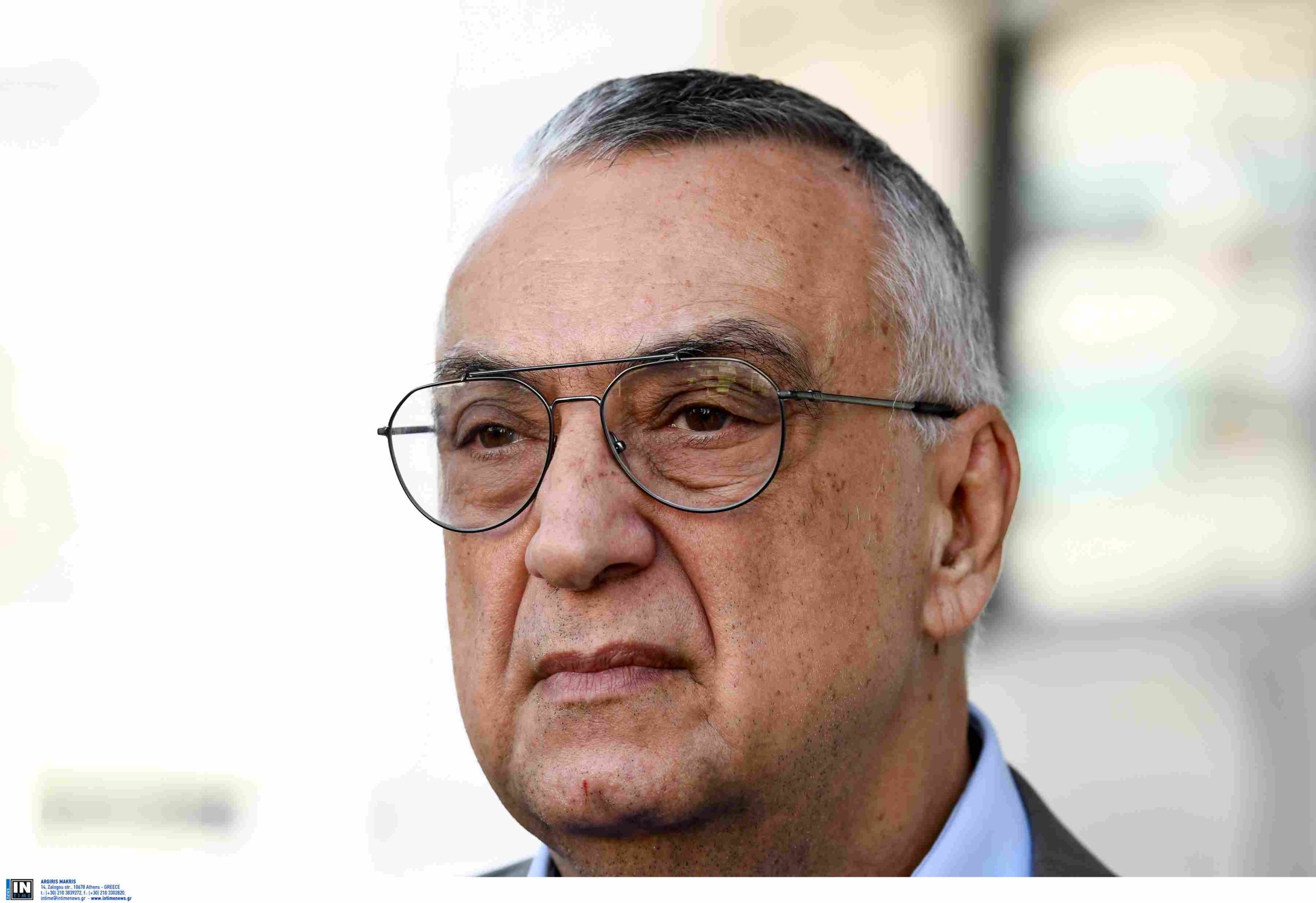 EL - Πέθανε ο γνωστός ψυχίατρος Δημήτρης Σούρας - "Θα σας ακολουθώ από ...