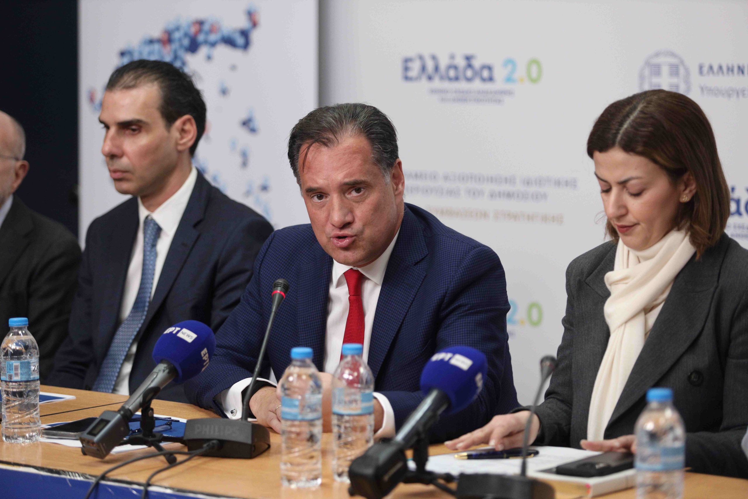 EL - Όλες οι αλλαγές για να μειωθούν οι αναμονές στα Επείγοντα- Με QR ...