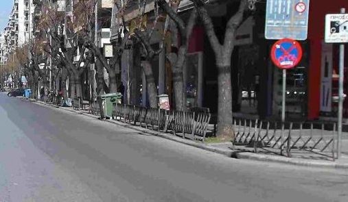 EL - Θεσσαλονίκη: Κλειστά και σήμερα τα εμπορικά καταστήματα