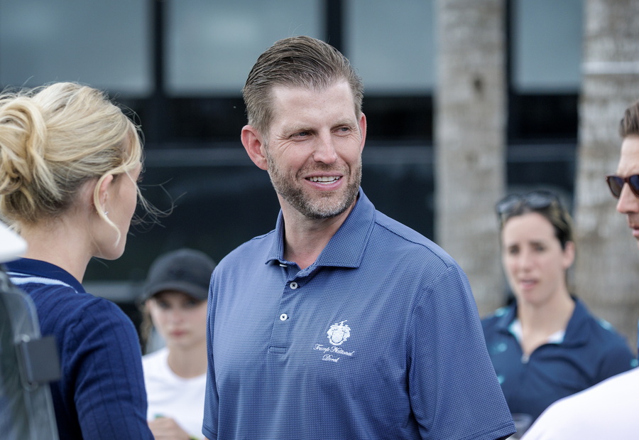 EL - Υπερβόμβα έριξε ο γιος του Τραμπ! Όσοι δεν διαβάζουν Λιακόπουλο ...