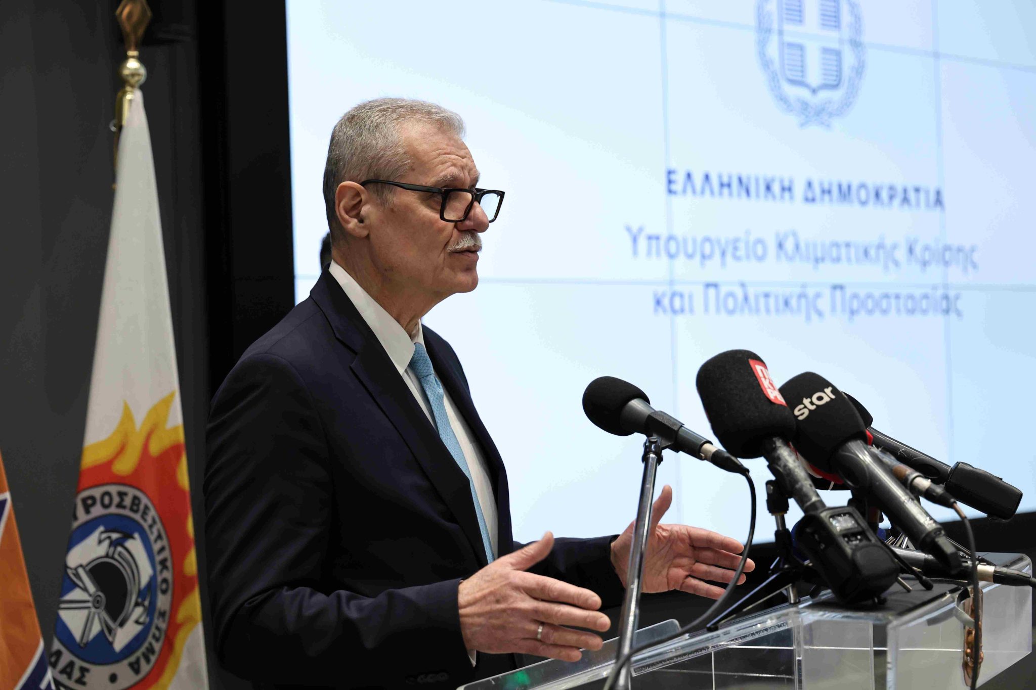 EL - Βγήκε ο T-Rex "παγανιά"! Δεν έχετε ξαναδεί κάτι τέτοιο να ...